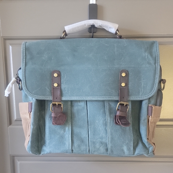 Bags | Classic Retro Style Messenger Bag With Crossbody Strap | Poshmark